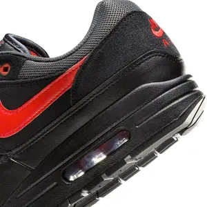 Nike Air Max 1 Essential Sneakers
