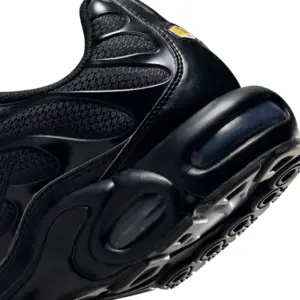Nike Max Plus Sneakers - Black