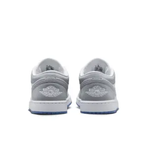 JORDAN 1 Low Sneakers - White