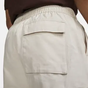 Nike Club Woven Cargo Shorts - Brown