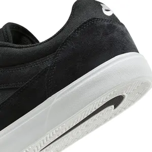 Nike Skate Sneakers - Black