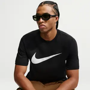 Nike Sportswear Swoosh T-shirt - Black