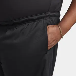 Nike Club Flow Shorts - Black