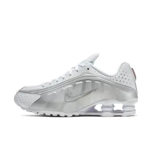 Nike Shox R4 Sneakers - White