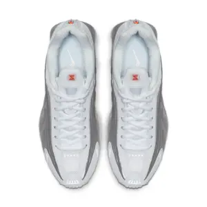 Nike Shox R4 Sneakers - White
