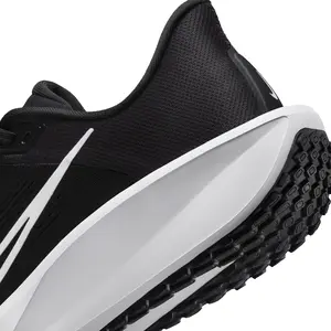 Nike Quest Road Running Shoes - Black