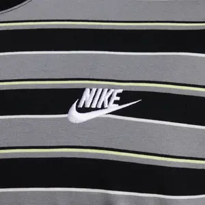 Nike Club T-shirt