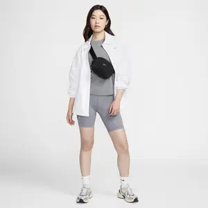 Nike High-waisted 8" Biker Shorts With Pockets