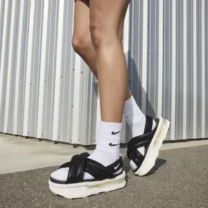 Nike Air Max Isla Sandals - Black