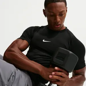 Nike Pro Dri-fit Tight Short-sleeve Fitness Top - Black