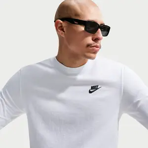Nike Sportswear Club Long-sleeve T-shirt - White