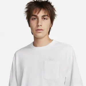 Nike Sportswear Premium Essentials Pocket T-shirt - White