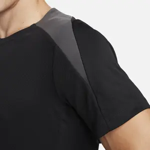 Nike Strike Dri-fit Short-sleeve Soccer Top - Black
