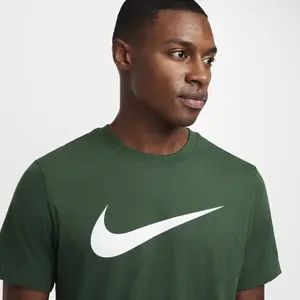 Nike Sportswear Swoosh T-shirt - Green