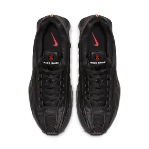 Nike Shox R4 Sneakers - Black