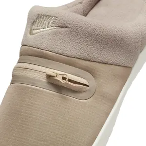 Nike Burrow Slippers