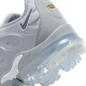 Nike Air Vapormax Plus - Grey