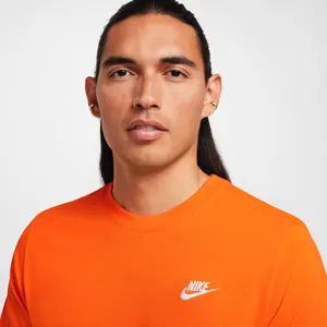 Nike Sportswear Club T-shirt - Orange
