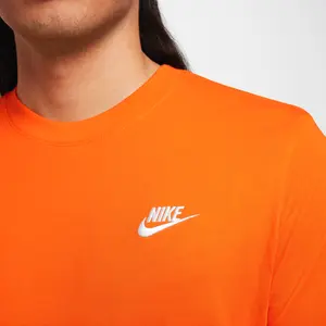 Nike Sportswear Club T-shirt - Orange