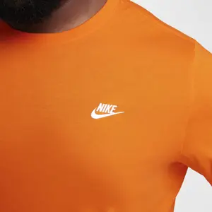 Nike Sportswear Club T-shirt - Orange