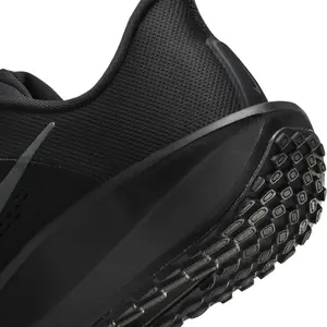 Nike Quest Road Running Shoes - Black