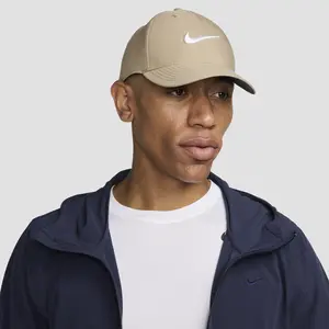 Nike Dri-FIT Club Structured Swoosh Cap Brown
