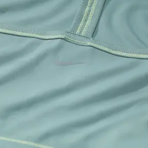 Nike Fitted Dri-fit Cropped Tank Top