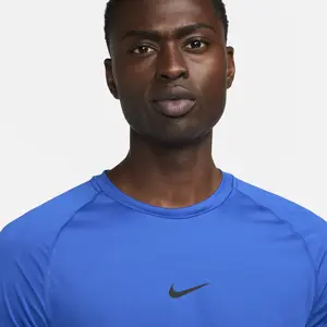 Nike Pro Dri-fit Slim Short-sleeve Top