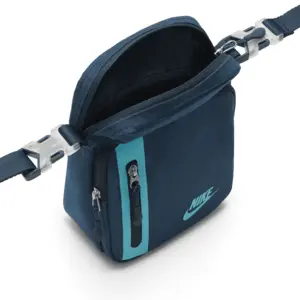 Nike Elemental Premium Crossbody Bag