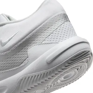 Nike Hyperquick Athletic Sneakers