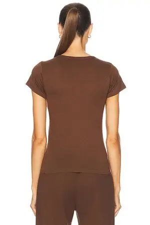Eterne Fitted Crewneck Short Sleeve T-shirt