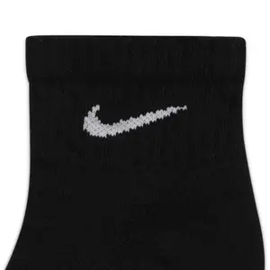Nike Everyday Cushioned Training Ankle Socks