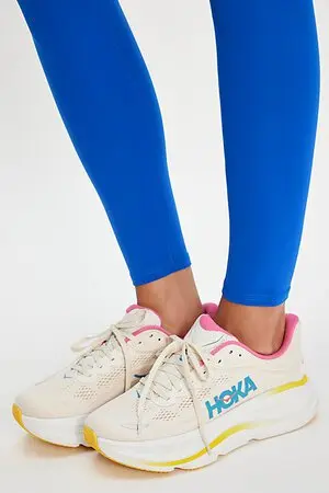 HOKA® Hoka Bondi 9 Sneakers Alabaster/birch