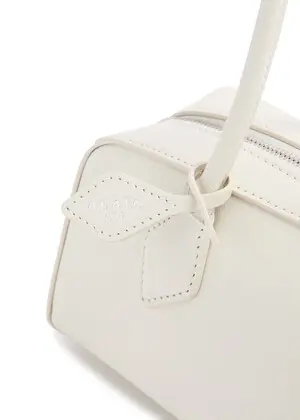 Alaïa Le Teckel Medium Grained Leather Shoulder Bag - Ivory