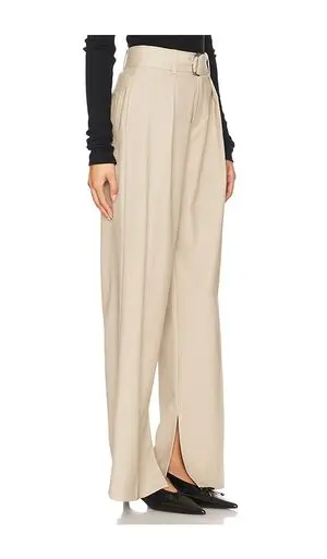 Rue Sophie Léonore Pant