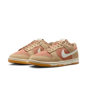 Nike Dunk Low Retro Se Sneakers - Brown