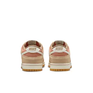 Nike Dunk Low Retro Se Sneakers - Brown