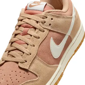 Nike Dunk Low Retro Se Sneakers - Brown