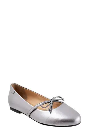 Trotters Trotters Carissa Ballet Flat Pewter