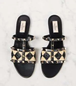 Valentino Garavani Rockstud Leather Sandals - Black