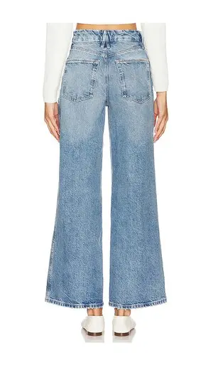 Good American Good Petite Skate Jeans