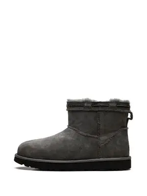 UGG Classic Mini Boots - Grey