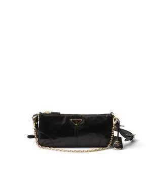Prada Re-edition 2002 Medium Leather Shoulder Bag - Black