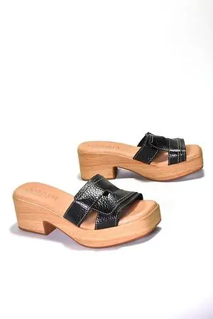 Cordani Marley-2 Wood-bottom Heels - Black