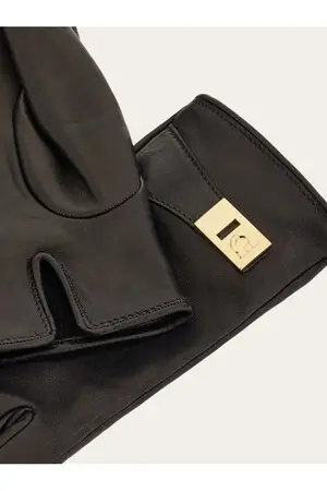 FERRAGAMO Gloves With Buckle - Black