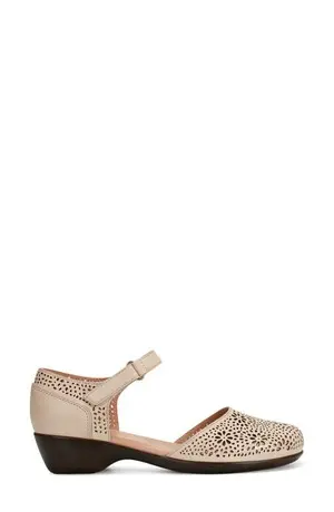 Easy Spirit Denita Pump - Ivory