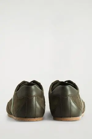 Cos Minimal Suede And Leather Sneakers - Gray