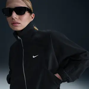 Nike Sportswear Everything Wovens Oversized Repel Uv Protection Jacket - Black