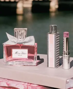 Dior Miss Parfum - No Color
