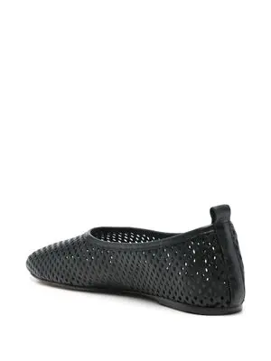 ABOUT ARIANNE Elio Ballerinas